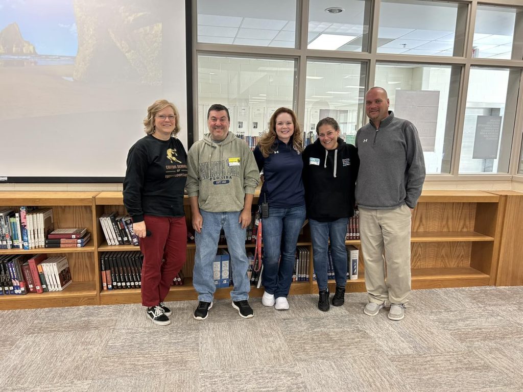 East Meck High School Career Fair - Dental Staff Institute